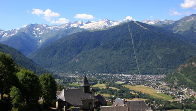 Vacances à Luchon : nature et bien-être au cœur des Pyrénées • FlyAndGo